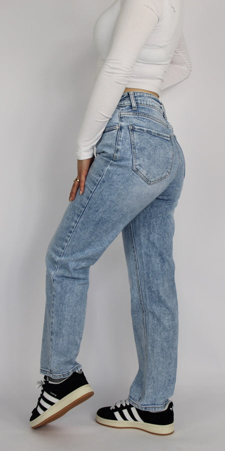 PETITE JEANS – CHUN