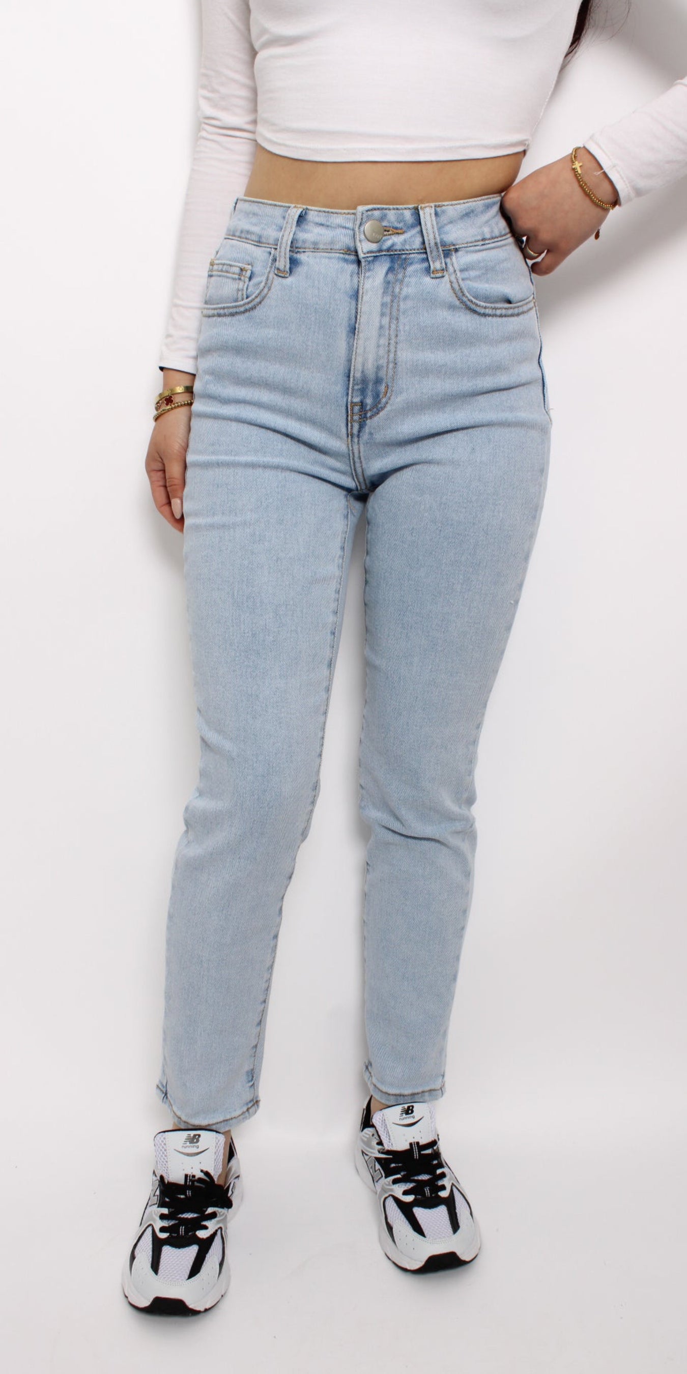 PETITE JEANS – CHUN